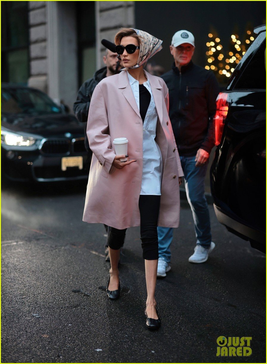 Bella Hadid Wears Chic Outfit While Stepping Out for Coffee in NYC ...