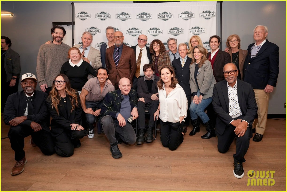 Marvel Stars Mark Ruffalo & Don Cheadle Reunite at 'All the President's ...