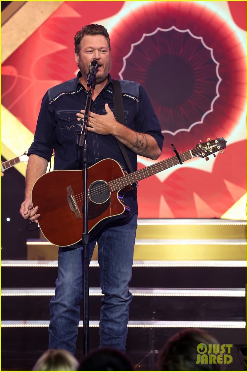 Blake Shelton Set List Revealed After Opening Night of Las Vegas ...