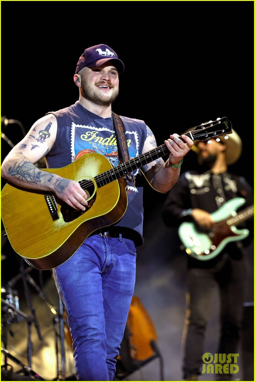 Brianna 'Chickenfry' LaPaglia Seemingly Reacts to Ex Zach Bryan's ...