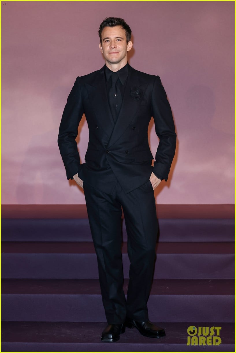 Bridgerton's Yerin Ha Has Cinderella Moment at Season 4 Premiere in ...