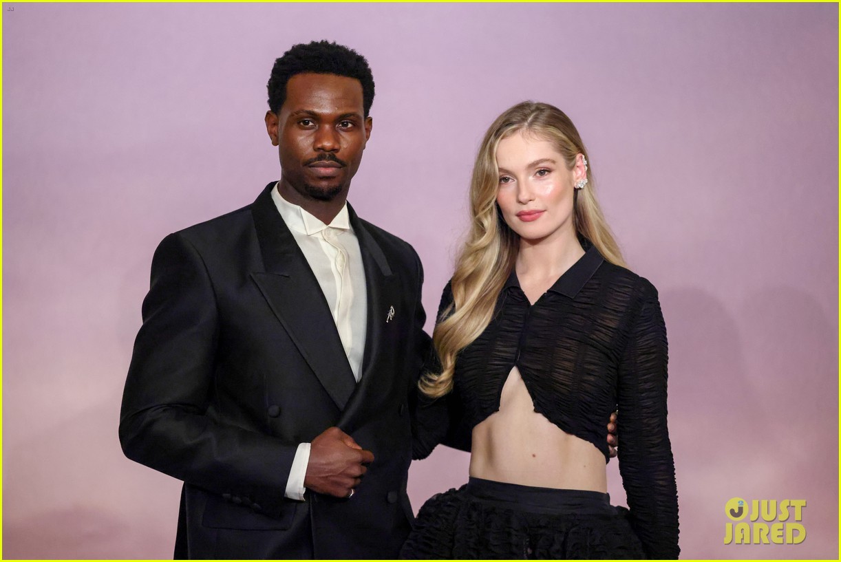 Bridgerton's Yerin Ha Has Cinderella Moment at Season 4 Premiere in ...