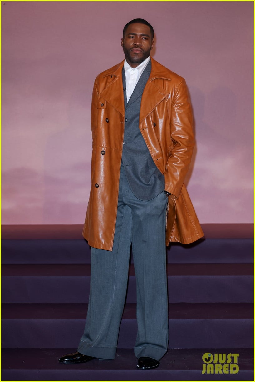 Bridgerton's Yerin Ha Has Cinderella Moment at Season 4 Premiere in ...