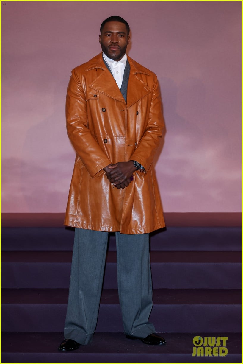 Bridgerton's Yerin Ha Has Cinderella Moment at Season 4 Premiere in ...