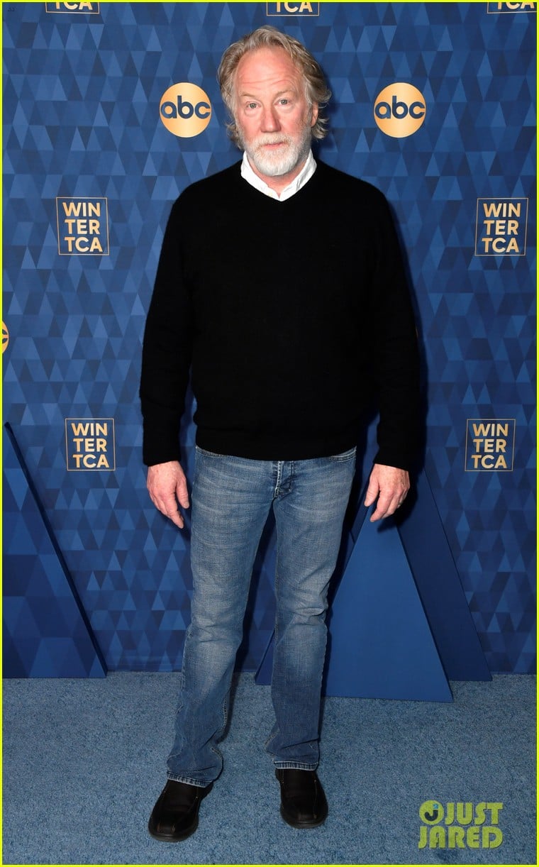 Timothy Busfield's Lawyer Issues Statement After He Surrenders to ...