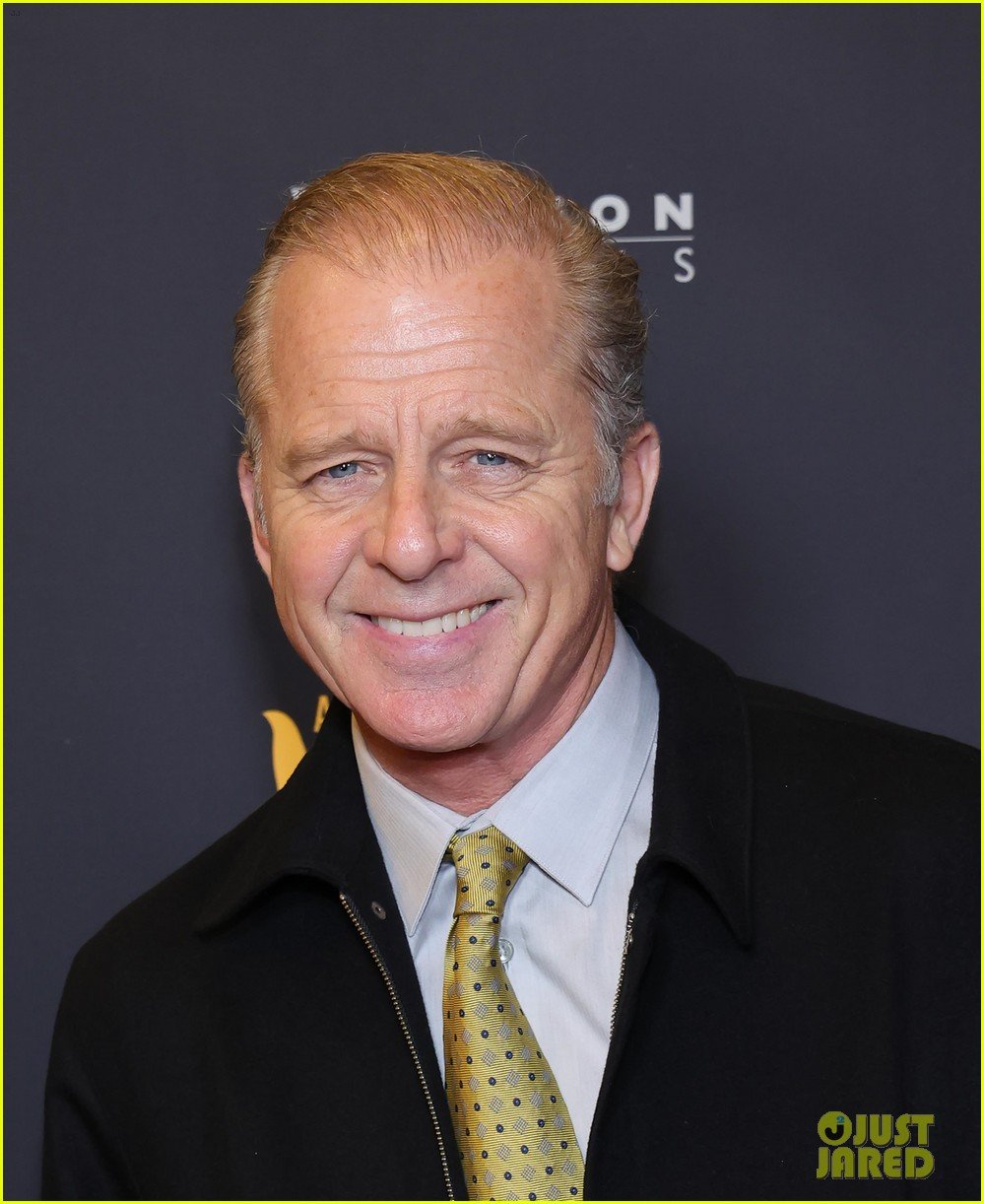 Hollywood Legends Maxwell Caulfield, 66, & Juliet Mills, 84, Make Red ...