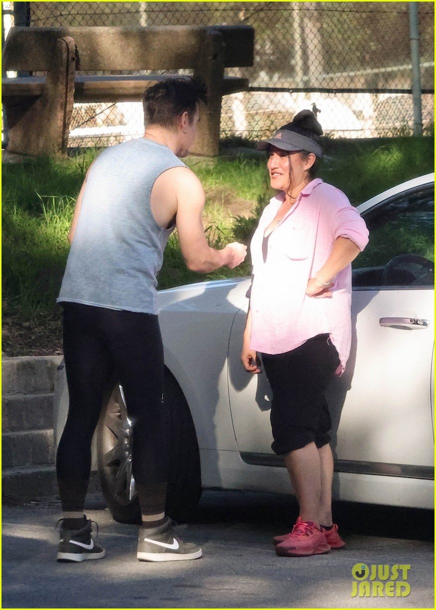 Colin Farrell Catches Up with 'New World' Co-Star Q'Orianka Kilcher ...