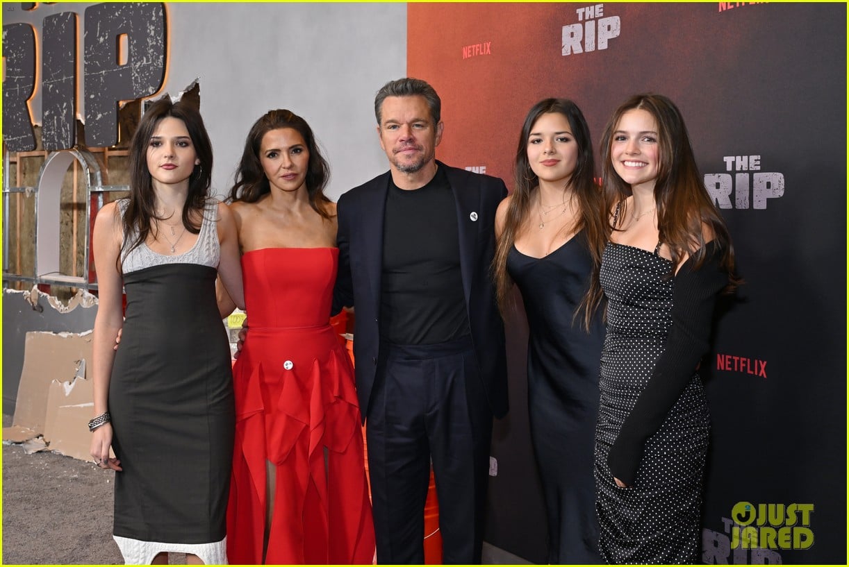 Matt Damon Brings All 4 Daughters to 'The Rip' Premiere, Gets Roasted ...