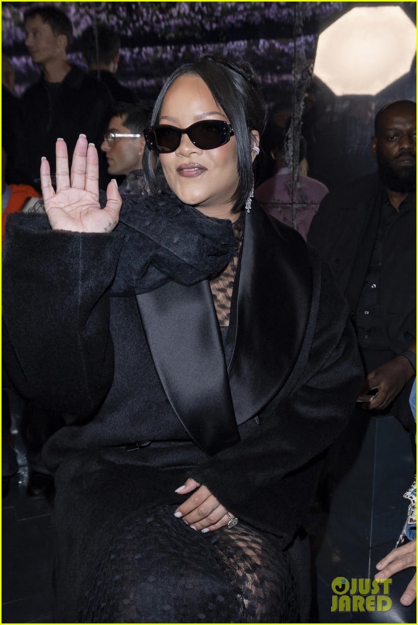 Rihanna, Jennifer Lawrence, Anya Taylor-Joy, & More Stars Attend Dior ...