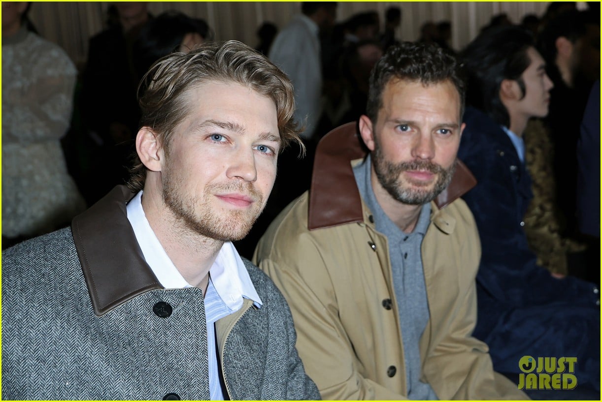 Dior Homme's Paris Show Draws Star-Studded Crowd with Robert Pattinson ...