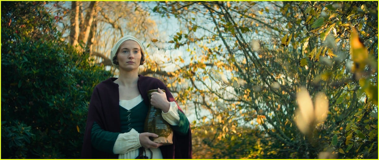 Sophie Turner & Kit Harington Reunite for Eerie 'The Dreadful' Trailer ...