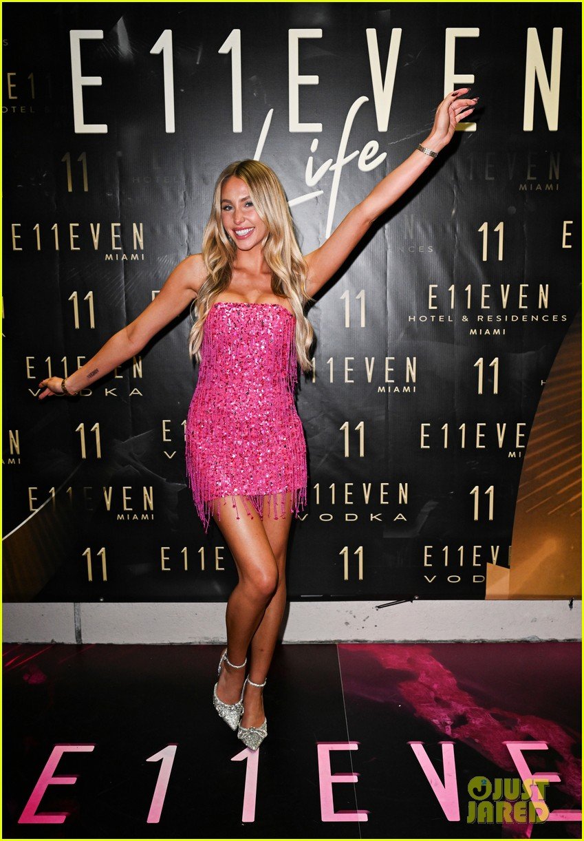 Tom Brady & Alix Earle Spark Romance Rumors, Spotted Keeping Very Close ...