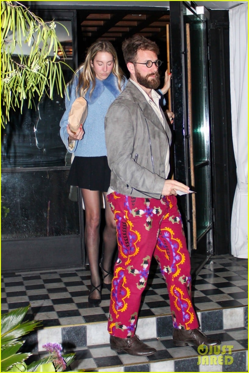 Este Haim & Husband Jonathan Levin Step Out for Dinner in WeHo Days ...