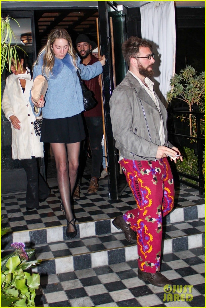 Este Haim & Husband Jonathan Levin Step Out for Dinner in WeHo Days ...