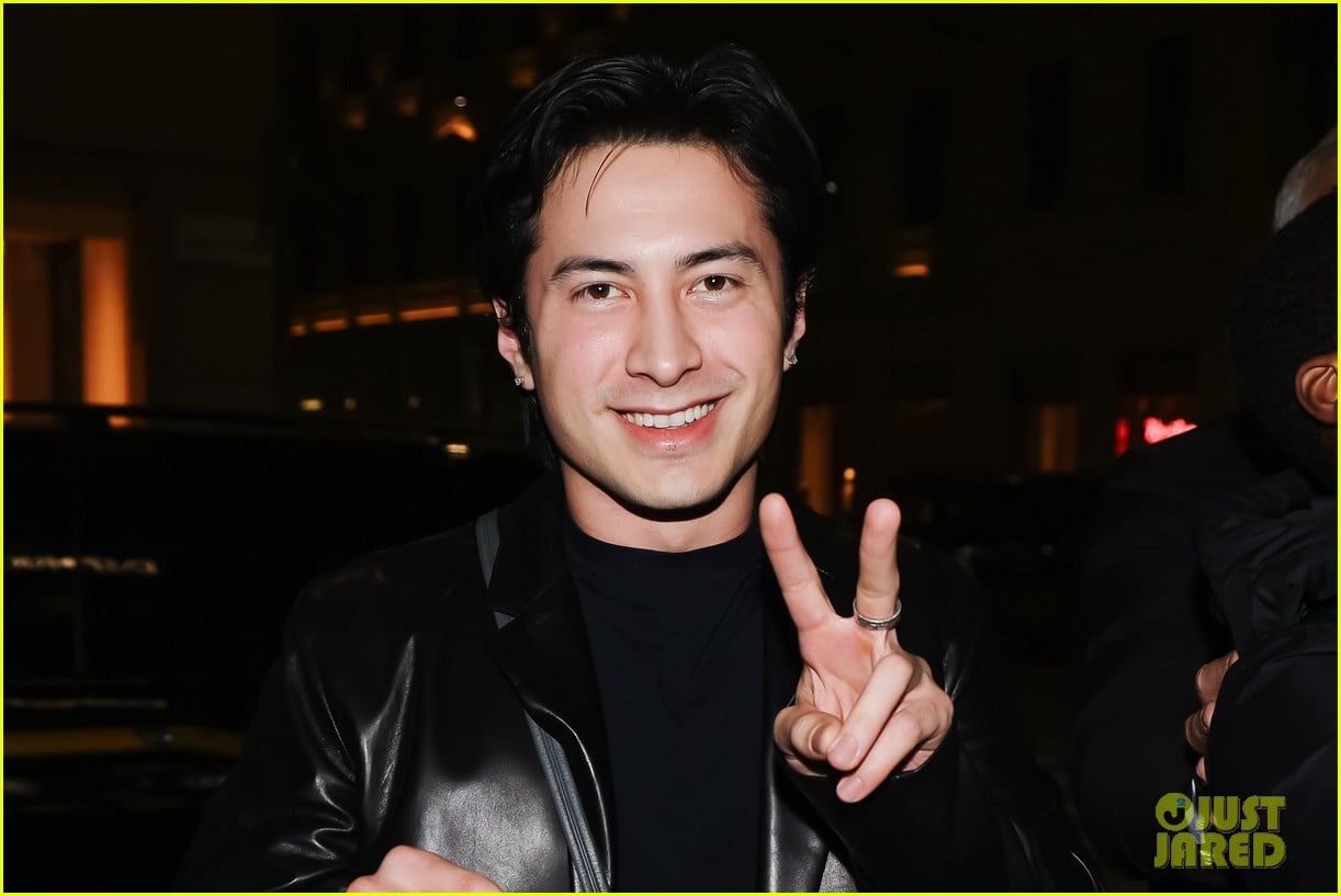 Jimmy Fallon Pitches Hudson Williams to Host 'Saturday Night Live ...