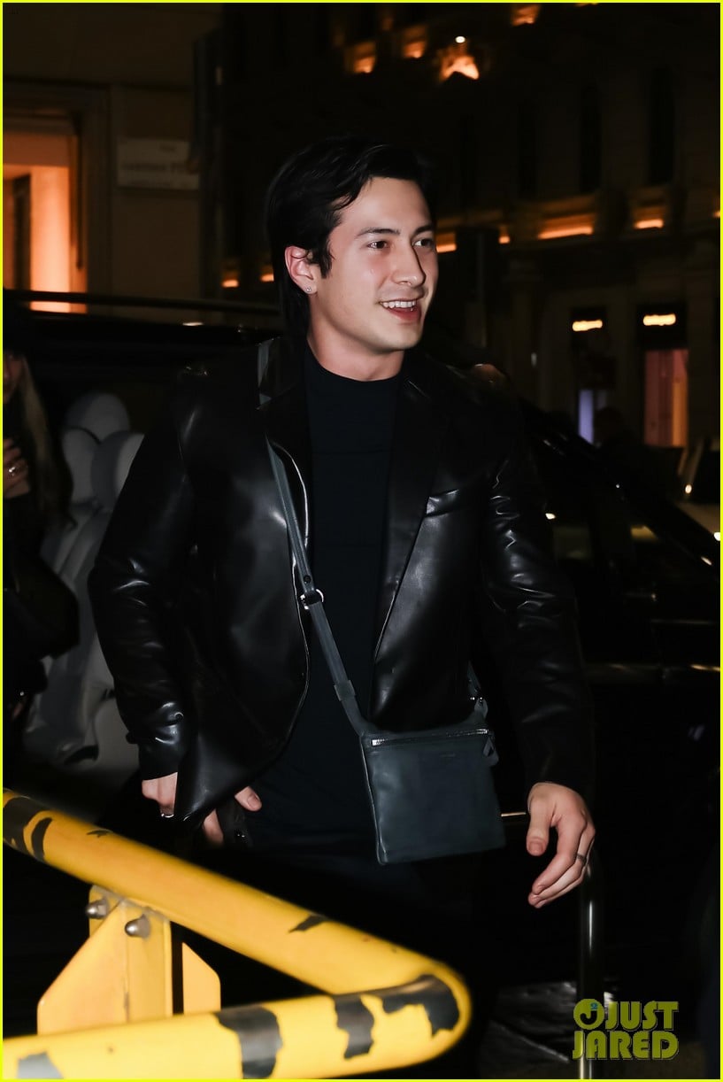 Jimmy Fallon Pitches Hudson Williams to Host 'Saturday Night Live ...