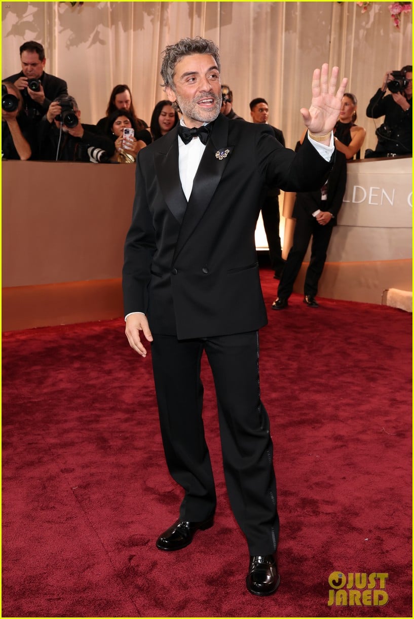 'Frankenstein' Stars Jacob Elordi, Mia Goth, & Oscar Isaac Coordinate ...