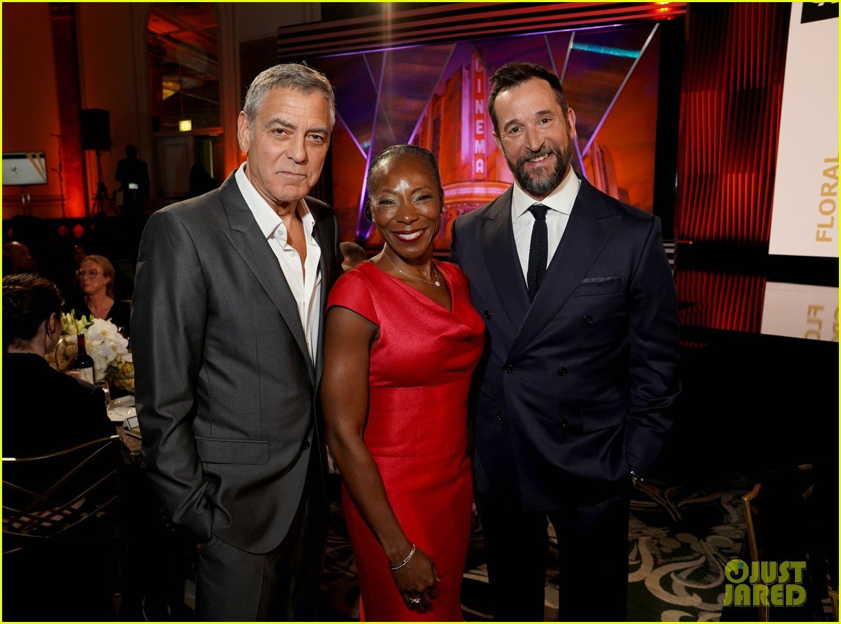 George Clooney & Noah Wyle Have 'ER' Reunion, Present Each Other With ...