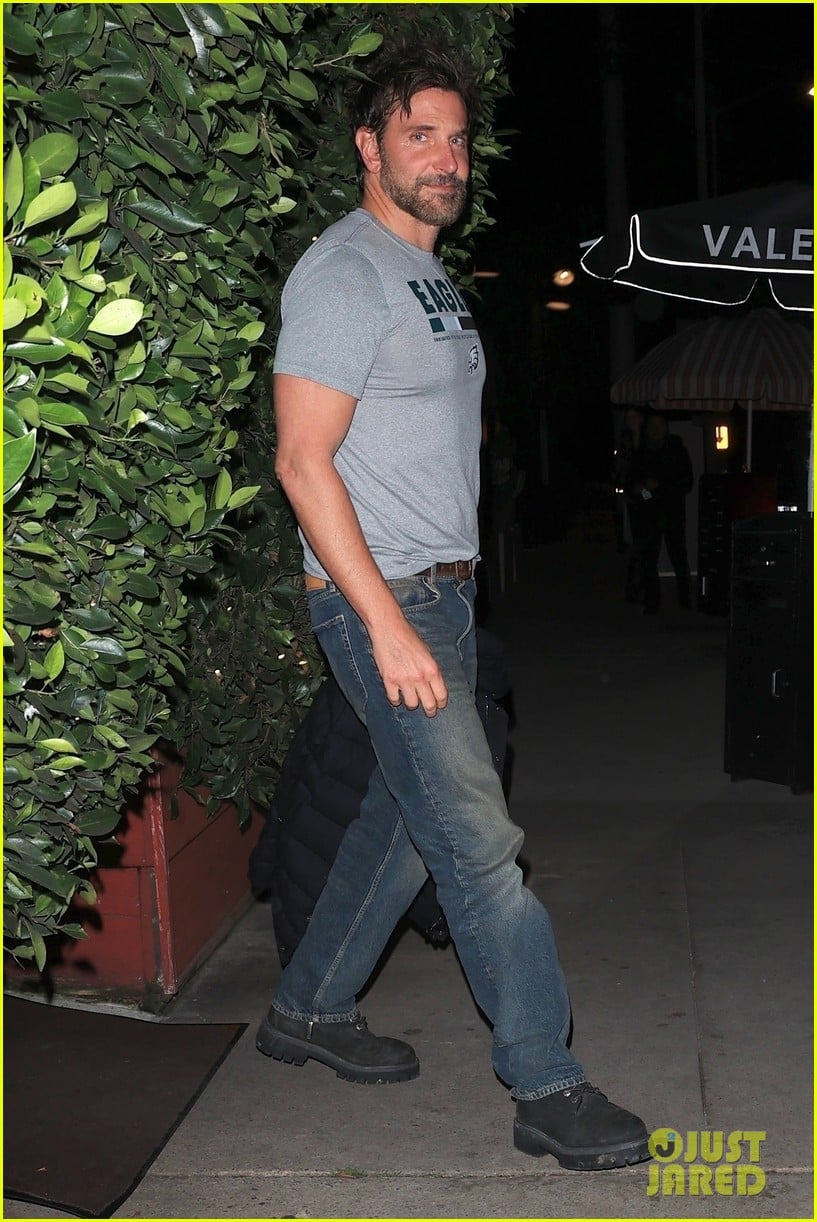 Bradley Cooper & Gigi Hadid Skip Golden Globes 2026, Go Out to Dinner ...