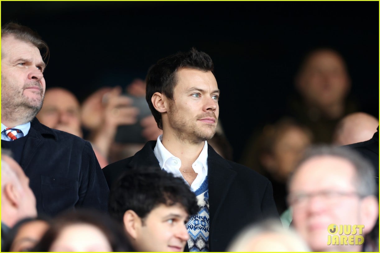 Harry Styles Teases 'We Belong Together' in Voice Memo to Fans Ahead of ...