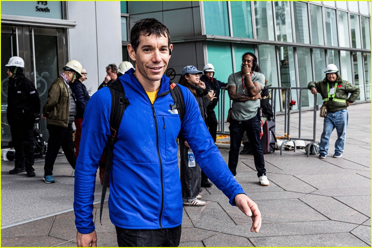 How Does Alex Honnold Get Down After His Climbs? Here's His Response ...
