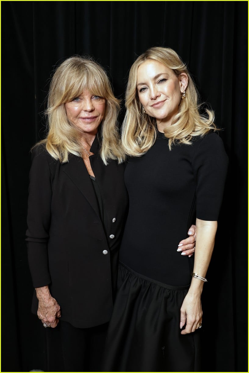 Goldie Hawn Reveals Touching Reaction to Watching Daughter Kate Hudson ...