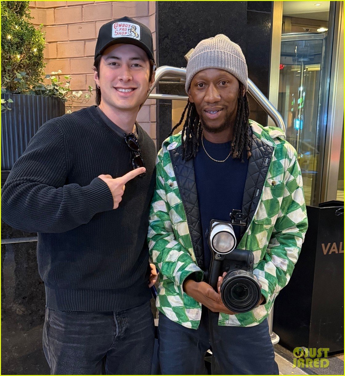 Hudson Williams Does Some Shopping While in NYC for 'Heated Rivalry ...