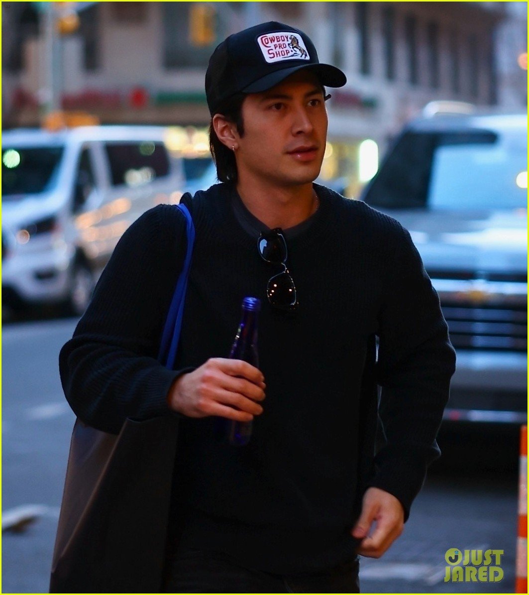 Hudson Williams Does Some Shopping While in NYC for 'Heated Rivalry ...