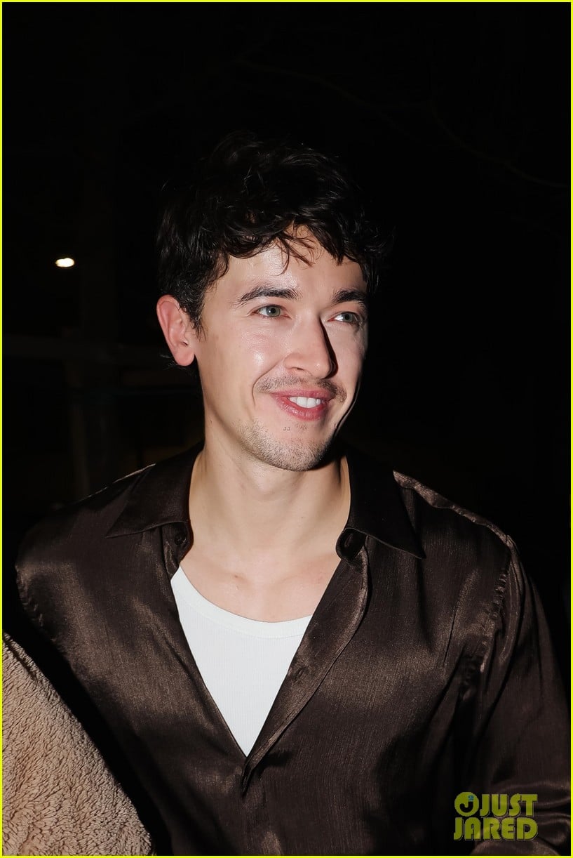 Hudson Williams Joins Tom Blyth & More at Giorgio Armani Dinner During ...