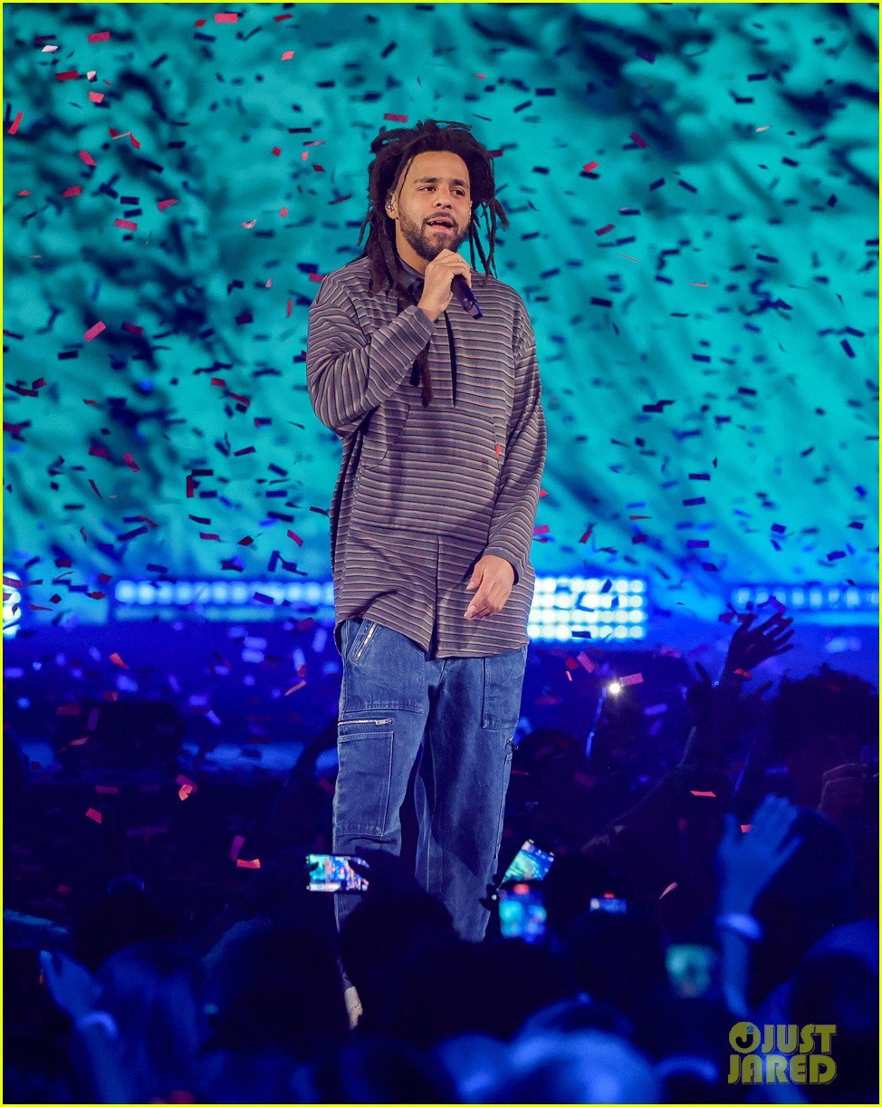'Disc 2 Track 2' Lyrics: J. Cole Announces 'The Fall-Off' Album Release ...