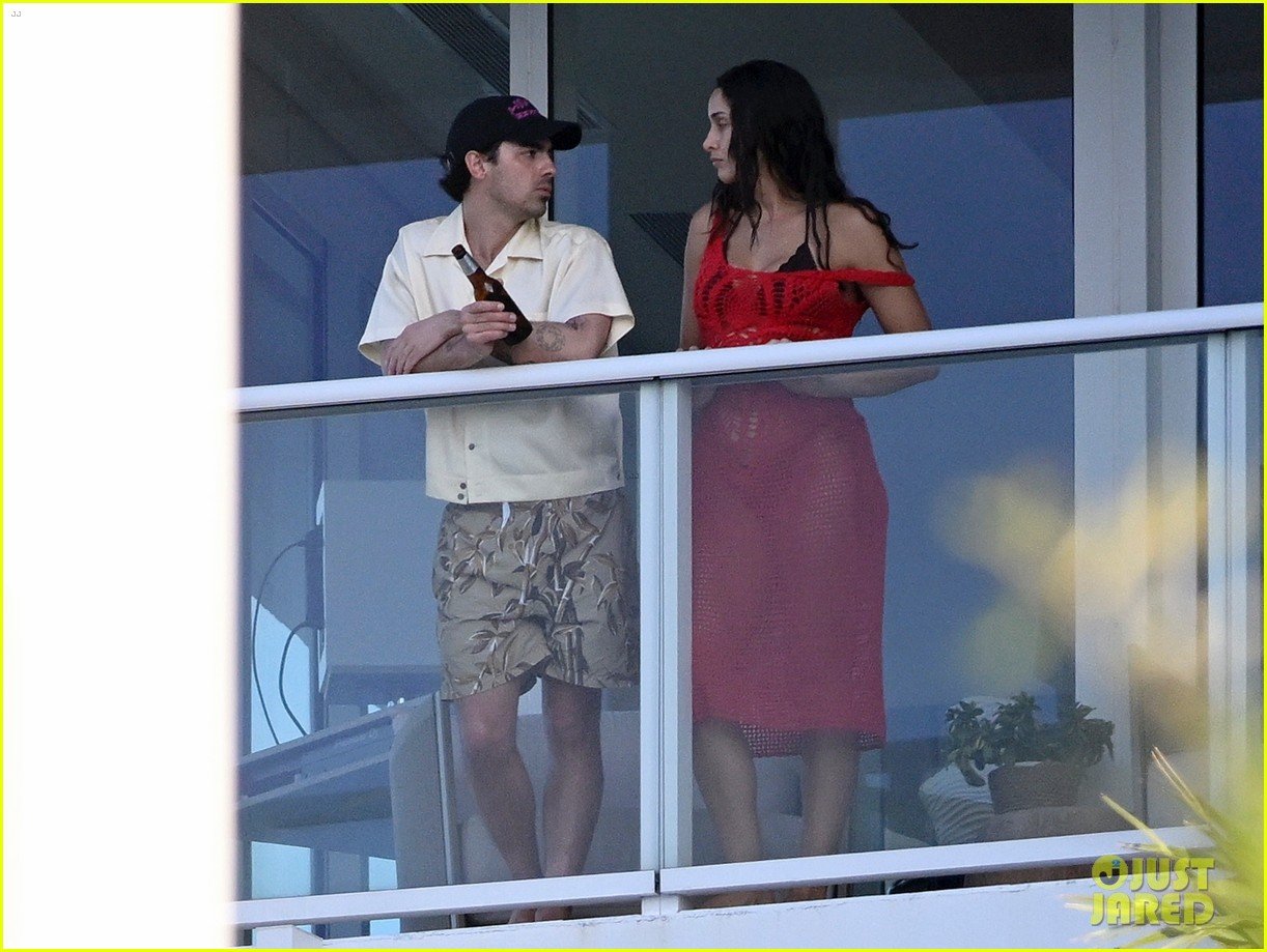 Joe Jonas & Rumored Girlfriend Tatiana Gabriela Enjoy Sunset View In ...