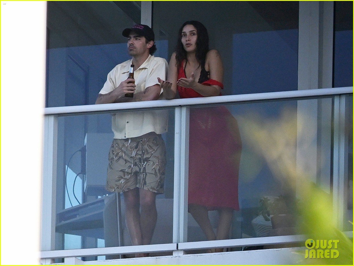 Joe Jonas & Rumored Girlfriend Tatiana Gabriela Enjoy Sunset View In ...