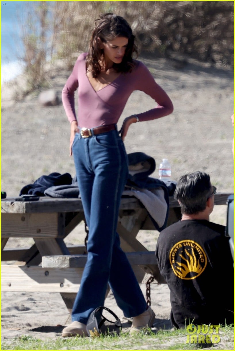 Kaia Gerber Is Hard at Work on Set for 'The Shards': Photo 5260924 ...