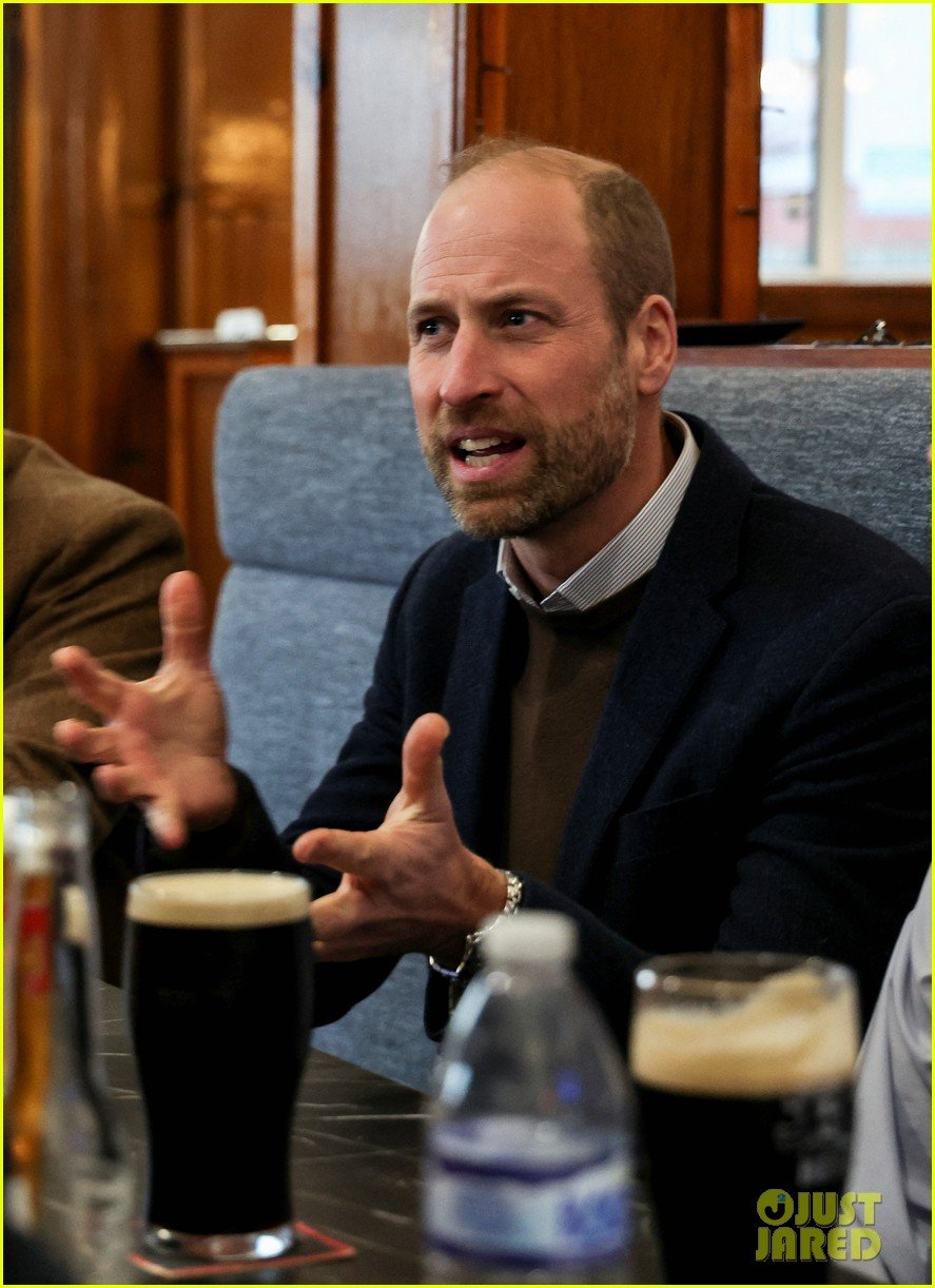 Kate Middleton & Prince William Compete in a Friendly Curling Match ...