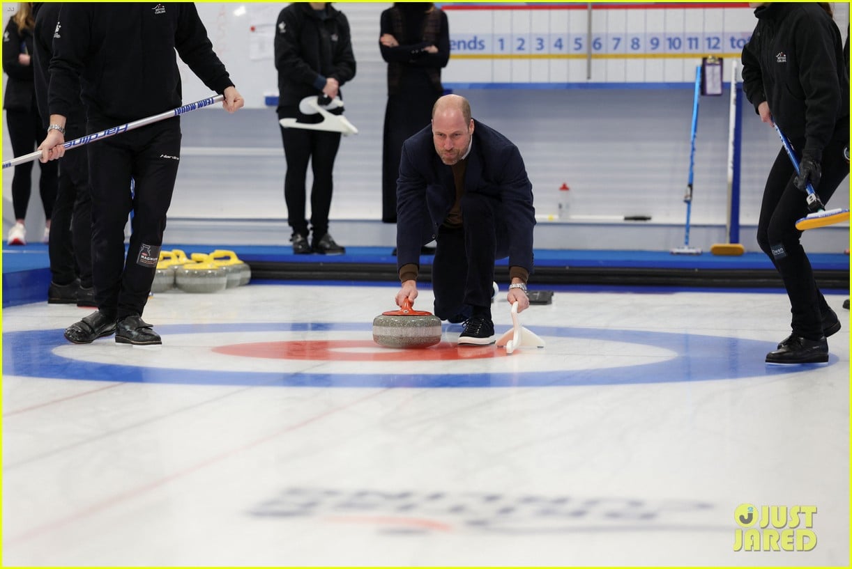 Kate Middleton & Prince William Compete in a Friendly Curling Match ...
