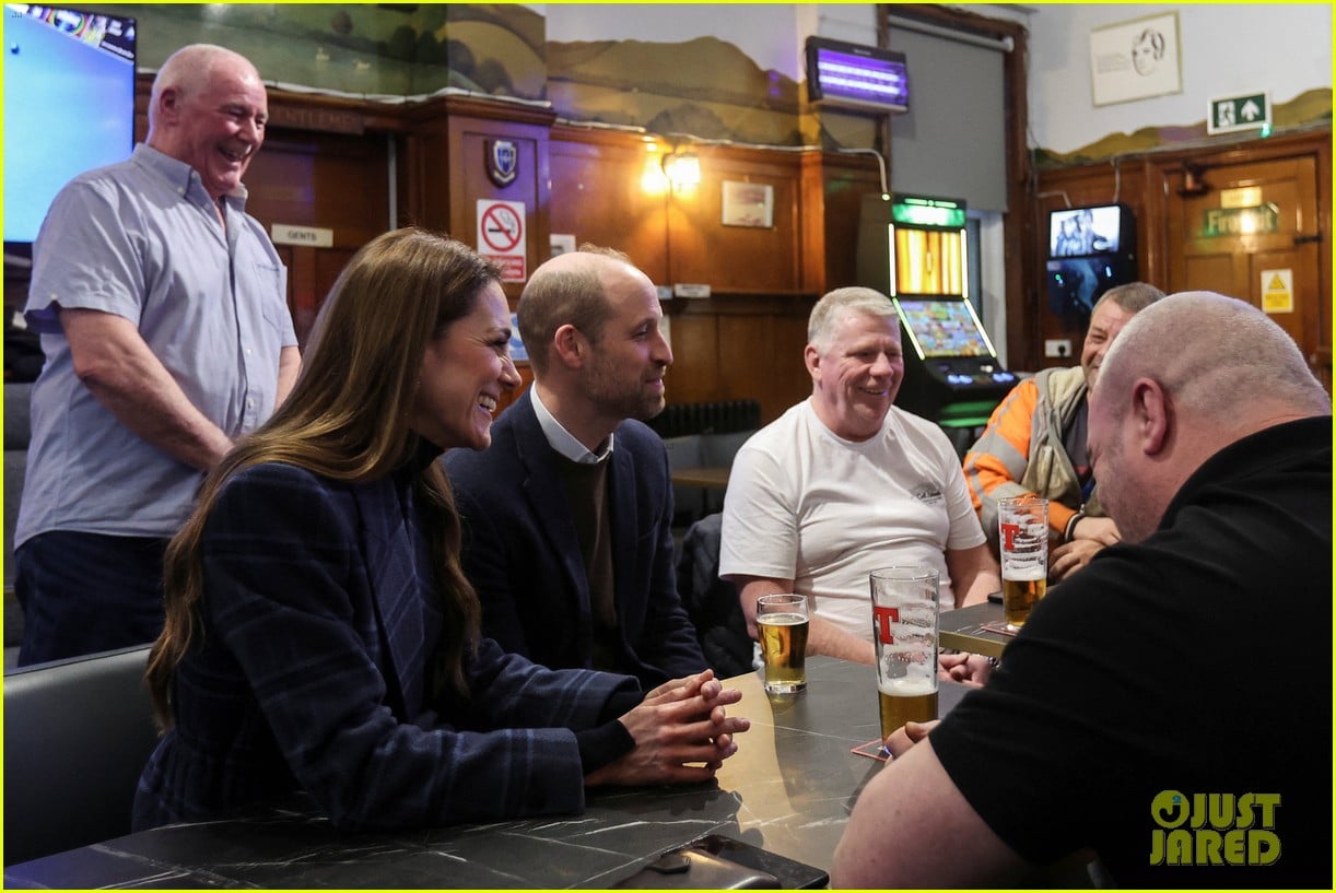 Kate Middleton & Prince William Compete in a Friendly Curling Match ...