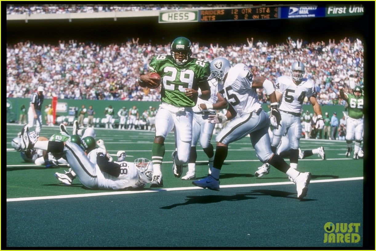Kevin Johnson Dead - Former Eagles & Raiders NFL Player Dies at 55: Photo 5269189 | RIP Photos ...
