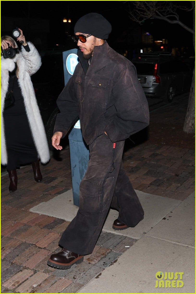 Kim Kardashian, Lewis Hamilton, & More Ring in 2026 at Kate Hudson's ...