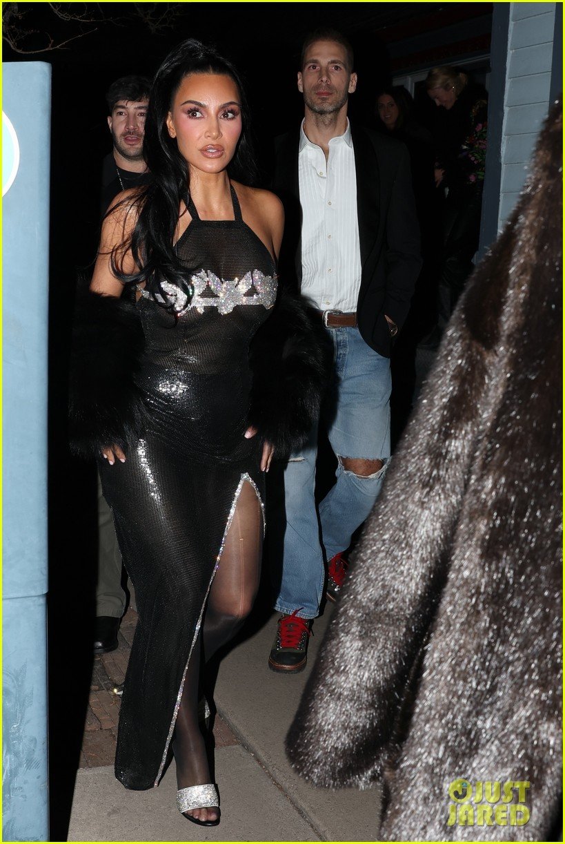 Kim Kardashian, Lewis Hamilton, & More Ring in 2026 at Kate Hudson's ...