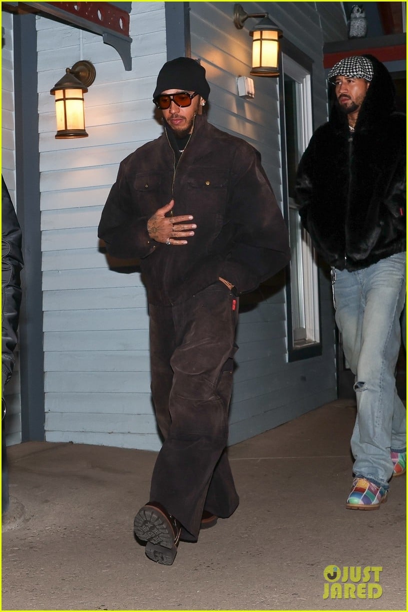 Kim Kardashian, Lewis Hamilton, & More Ring in 2026 at Kate Hudson's ...