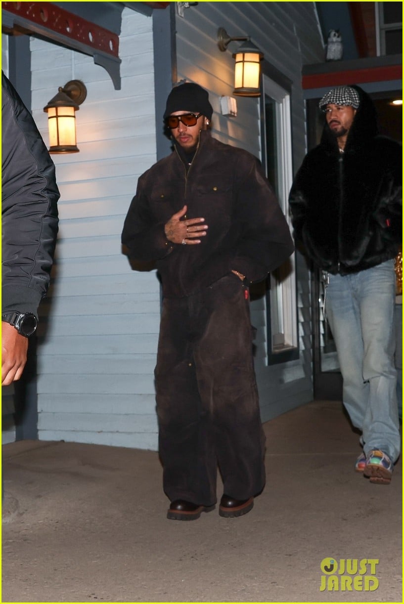 Kim Kardashian, Lewis Hamilton, & More Ring in 2026 at Kate Hudson's ...