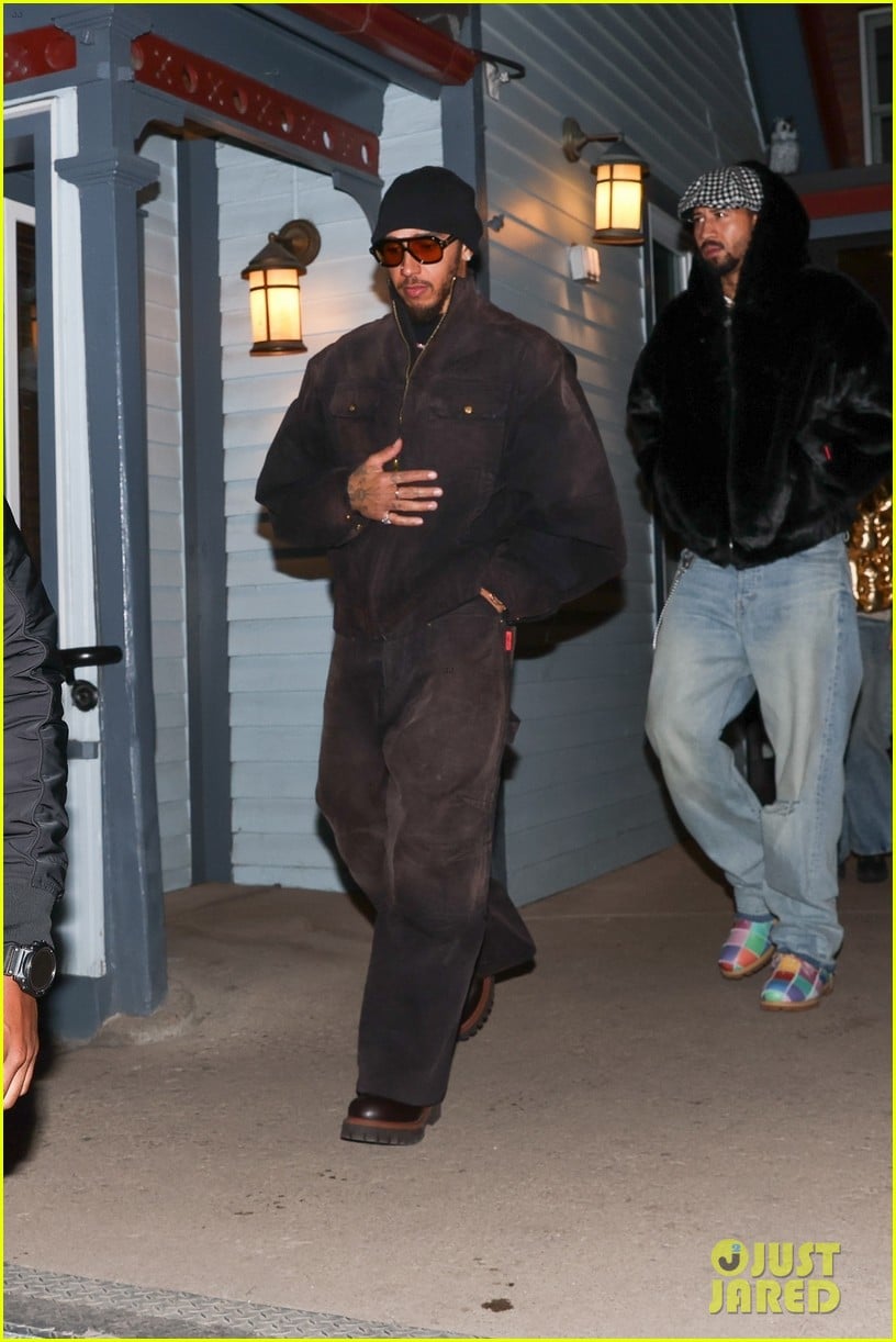 Kim Kardashian, Lewis Hamilton, & More Ring in 2026 at Kate Hudson's ...