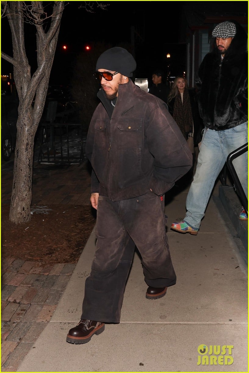 Kim Kardashian, Lewis Hamilton, & More Ring in 2026 at Kate Hudson's ...