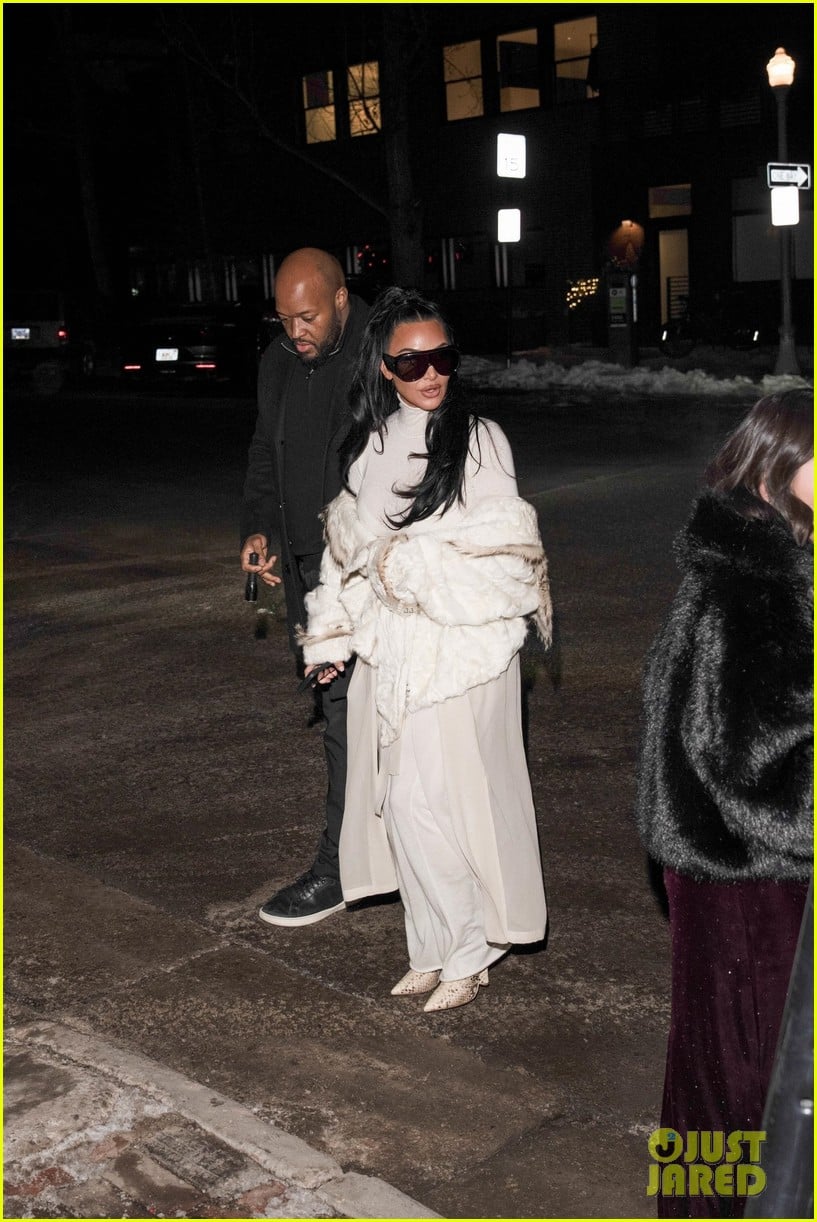 Kim Kardashian, Lewis Hamilton, & More Ring in 2026 at Kate Hudson's ...