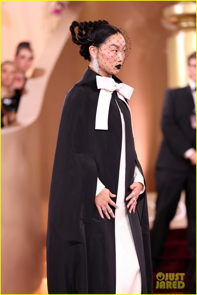 Rei Ami, EJAE, & Audrey Nuna Represent 'KPop Demon Hunters' at Golden ...