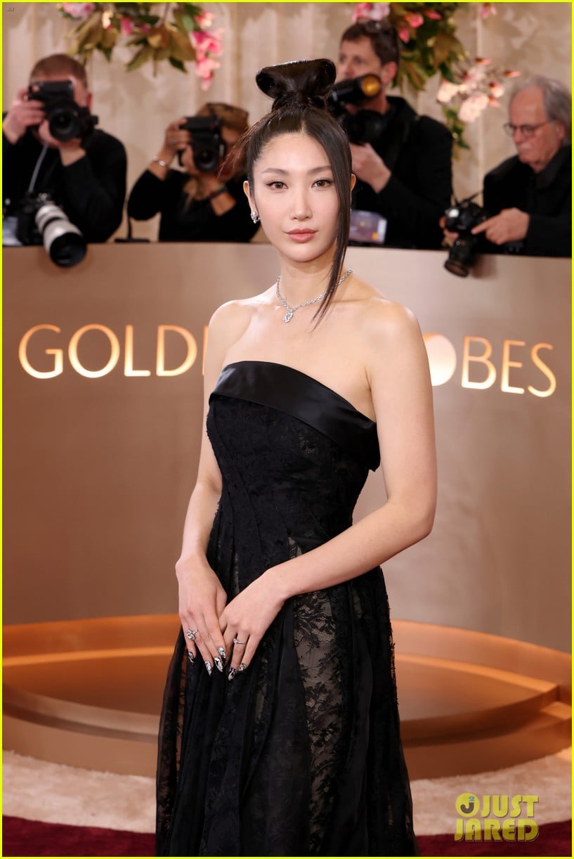 Rei Ami, EJAE, & Audrey Nuna Represent 'KPop Demon Hunters' at Golden ...