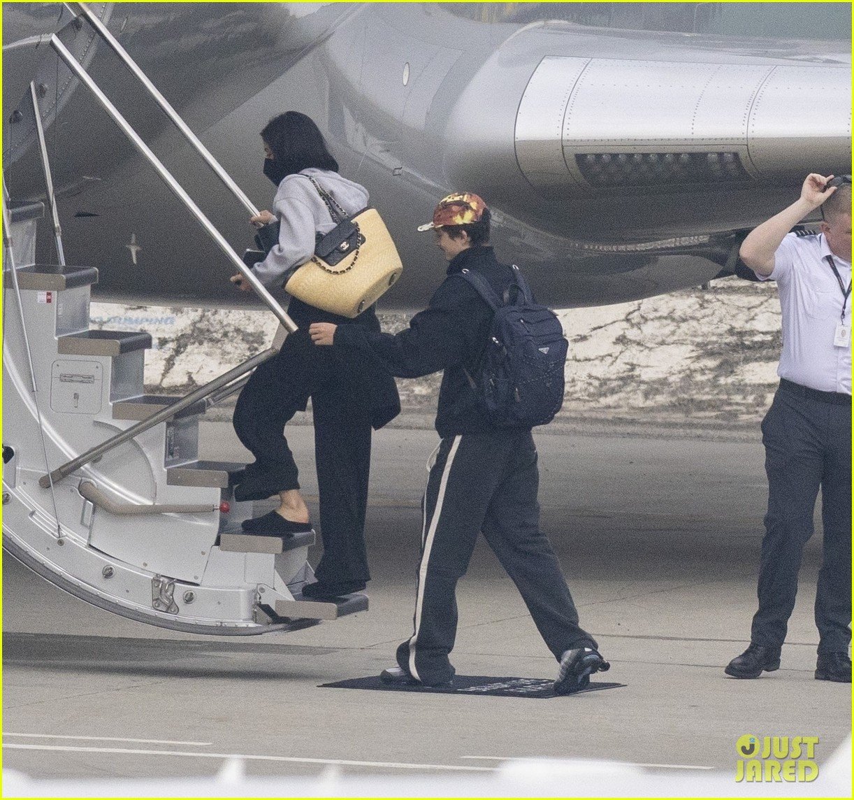 Kylie Jenner & Timothee Chalamet Spotted Flying Off in Private Jet Amid ...