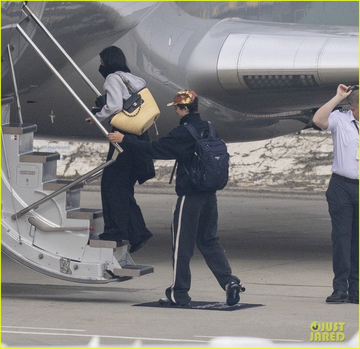 Kylie Jenner & Timothee Chalamet Spotted Flying Off in Private Jet Amid ...