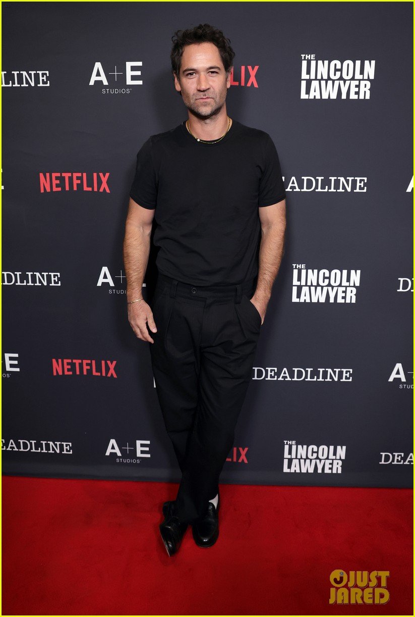 Manuel Garcia-Rulfo & Neve Campbell Attend 'Lincoln Lawyer' Season 4 ...