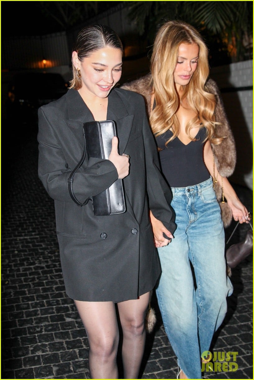Madelyn Cline & Brooks Nader Hold Hands On Weekend Girls Night Out ...
